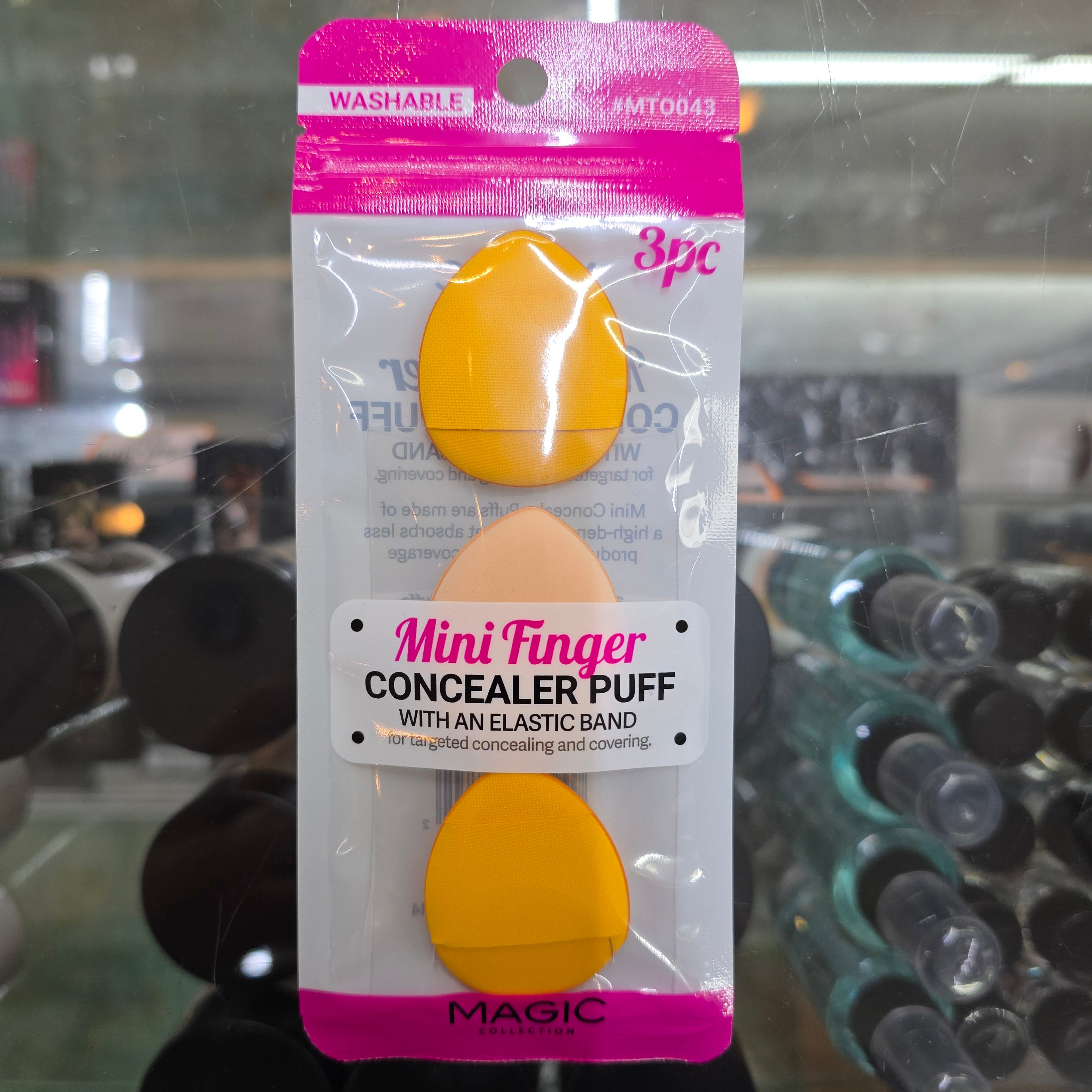 Magic Mini Finger Concealer Puff – The Make-Up Artist Project
