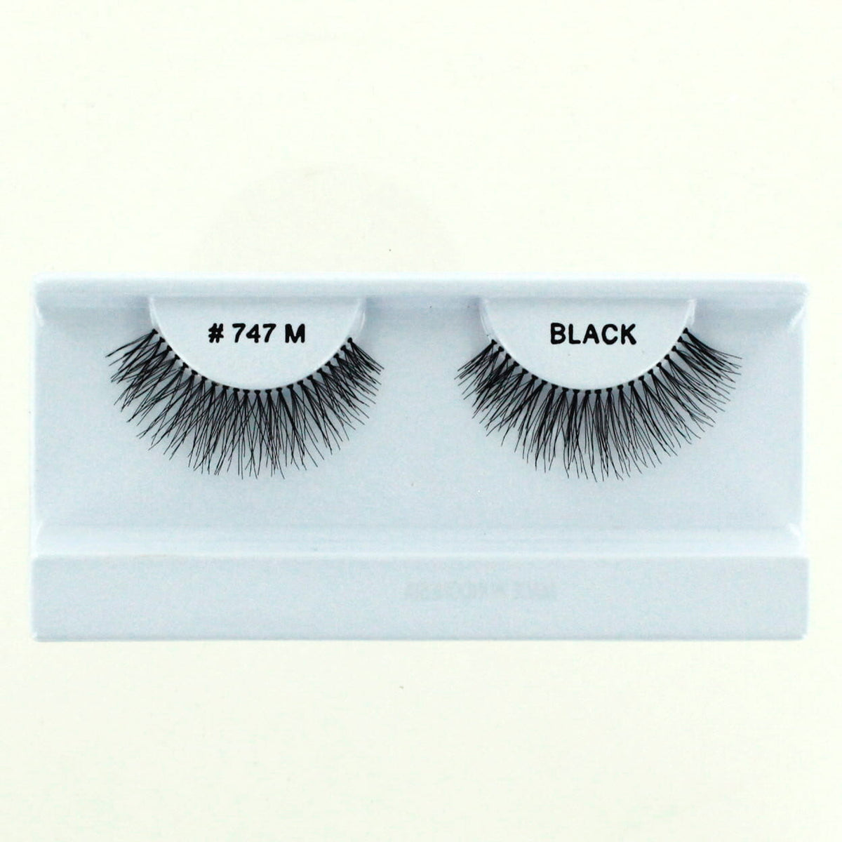 theMUAproject 747M Bulk Lashes – The Make-Up Artist Project